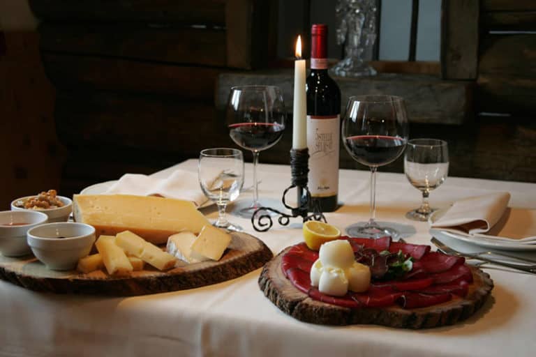 Restaurants on the ski slopes | The best food in the ski area of Bormio
