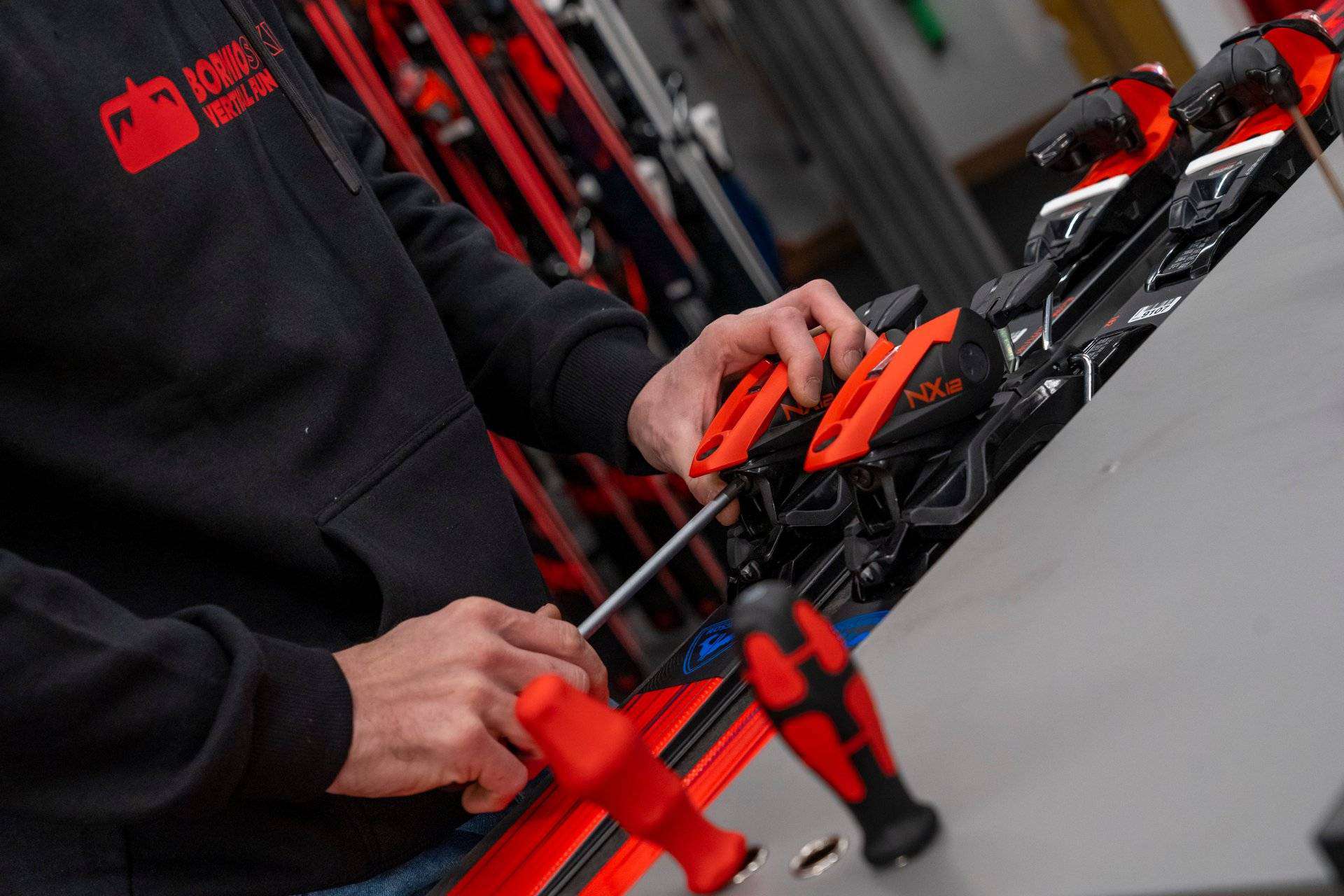 Guida completa per regolare gli attacchi degli sci